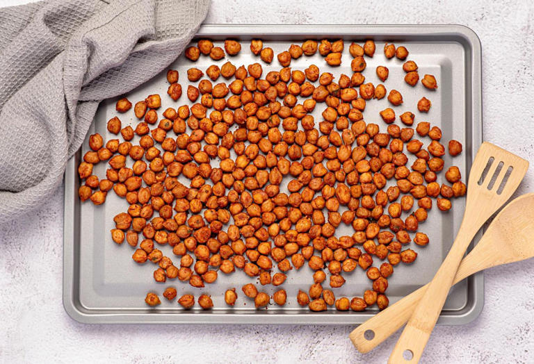 Des pois chiches rôtis goût poulet rôti : découvrez cette recette ...