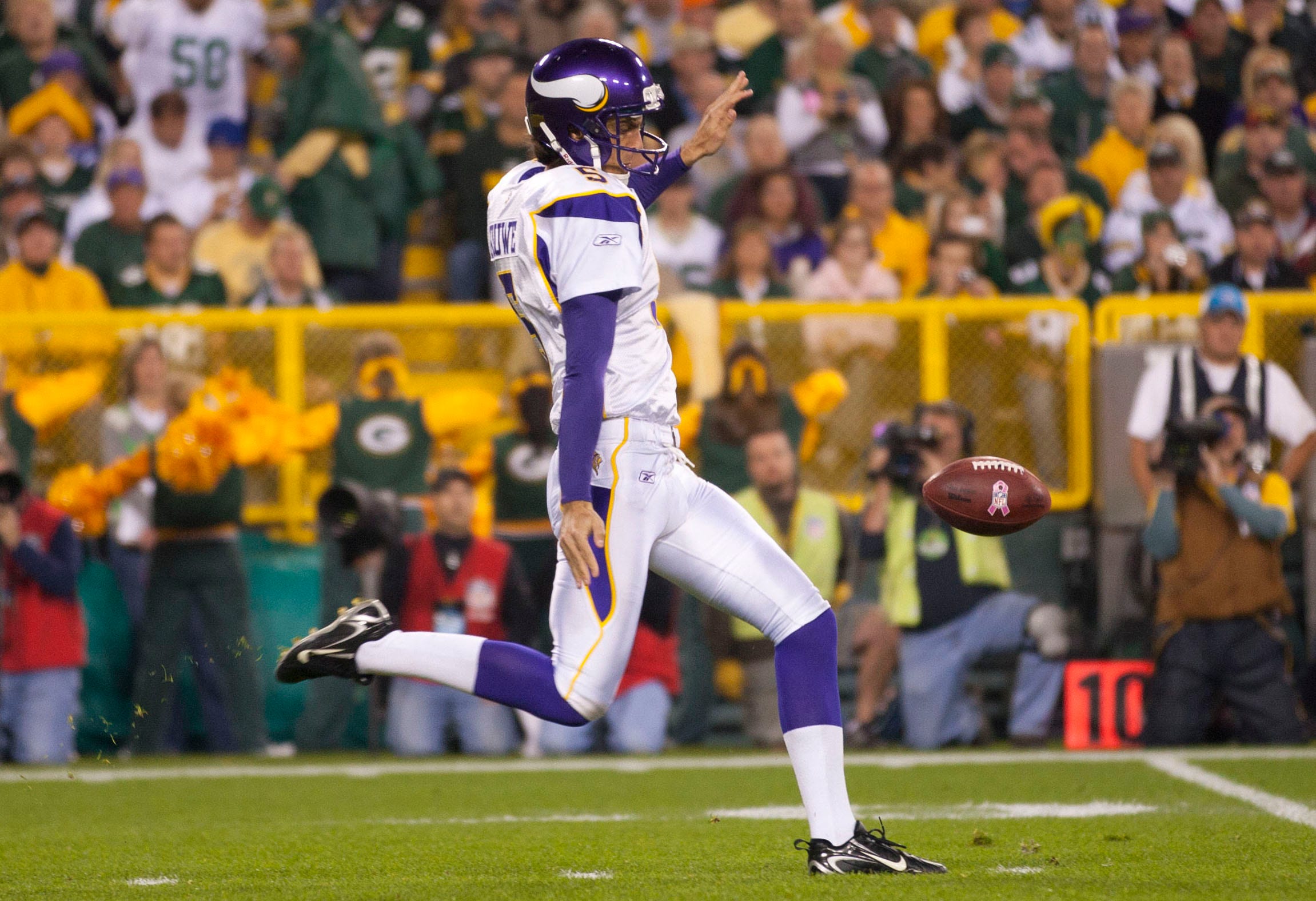 Former NFL punter Chris Kluwe fired from HS coaching job after protest ...
