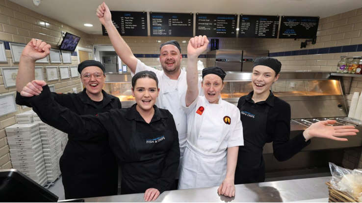 Britain’s best fish and chip shop with meals ‘under a tenner’ unveiled Britain’s best fish and chip shop with meals ‘under a tenner’ unveiled