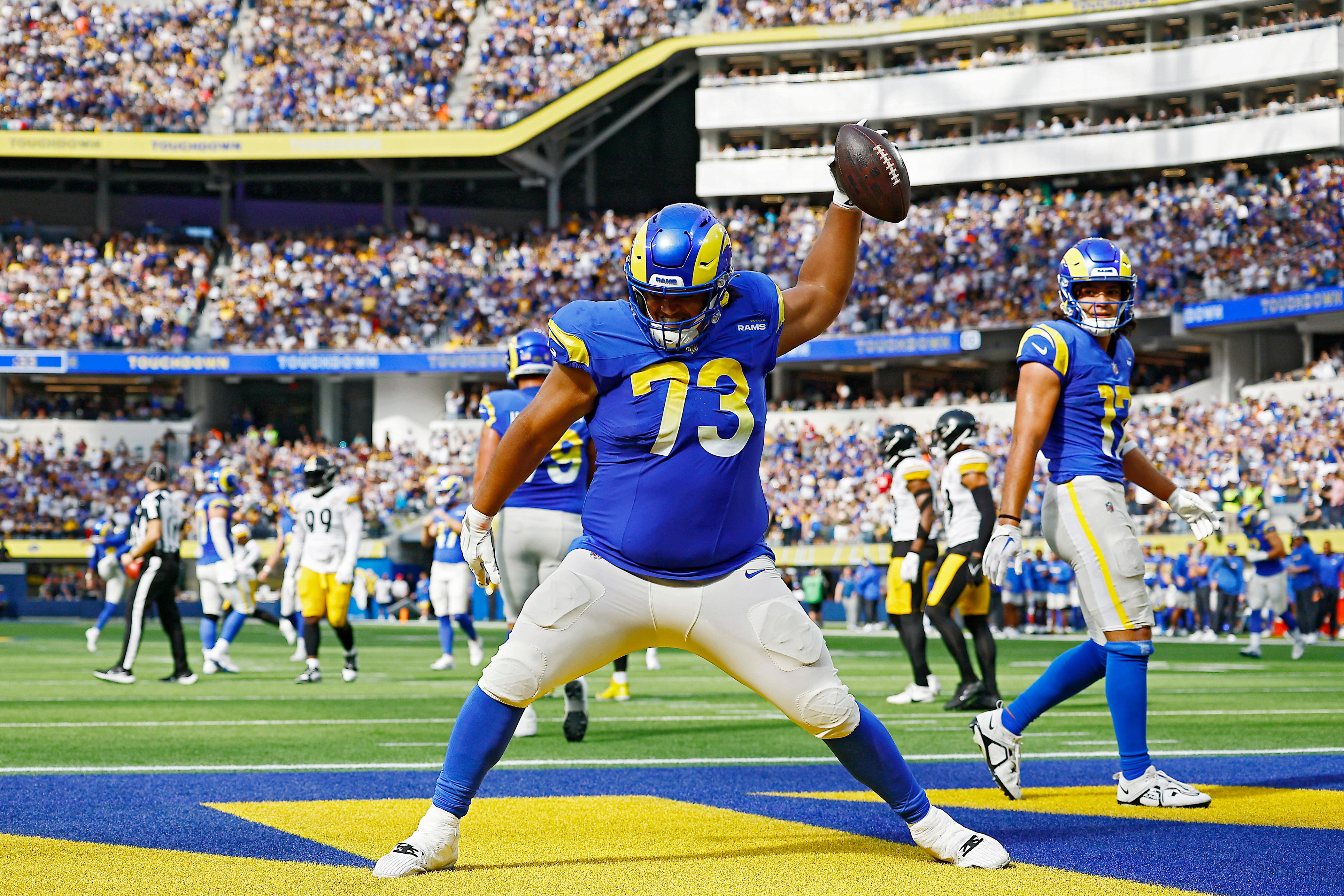 Rams get 1 starting OL back, will likely be without another in Week 6 ...
