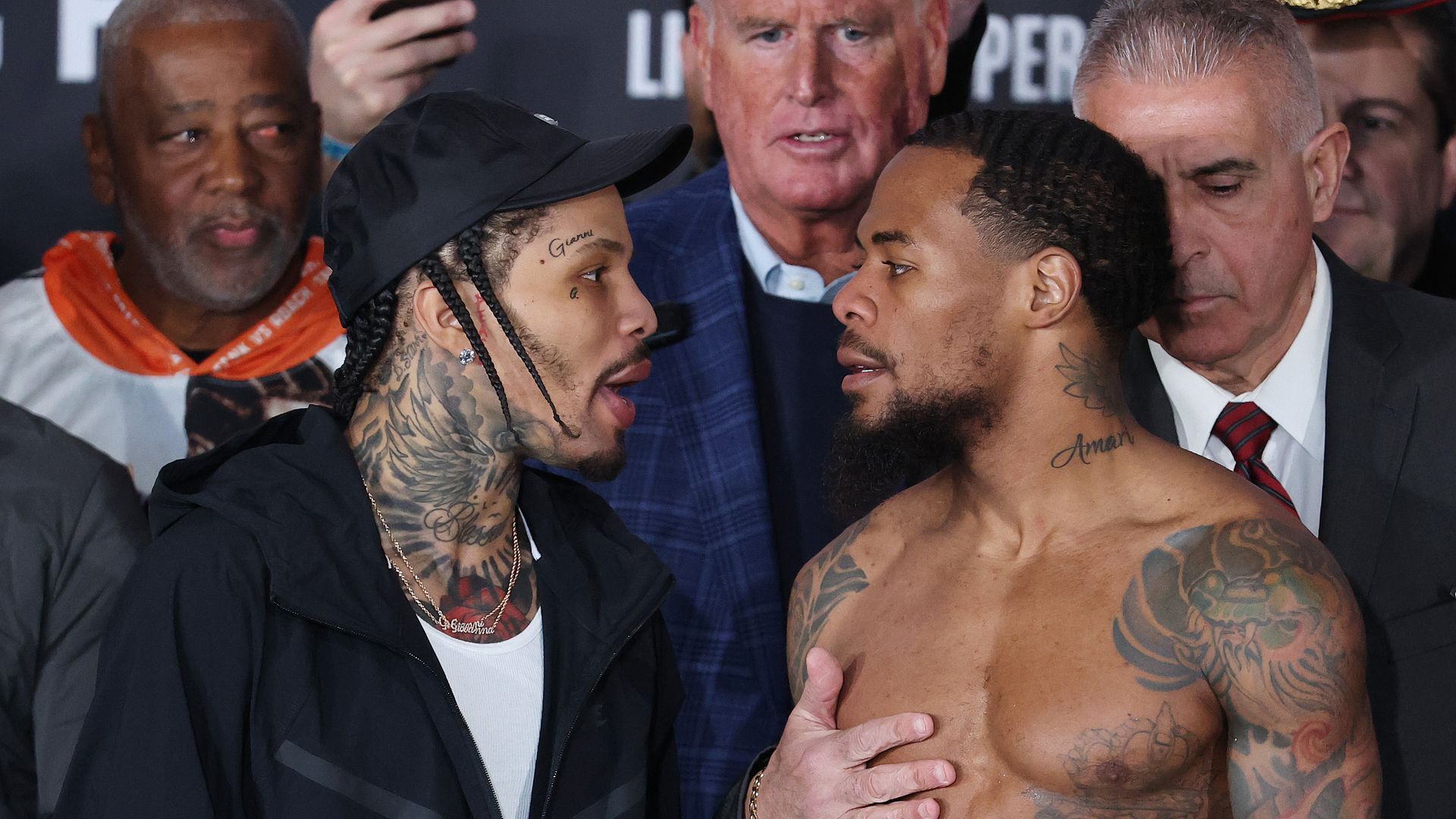 Tank vs. Roach weigh-in results: Gervonta Davis, Lamont Roach on point ...