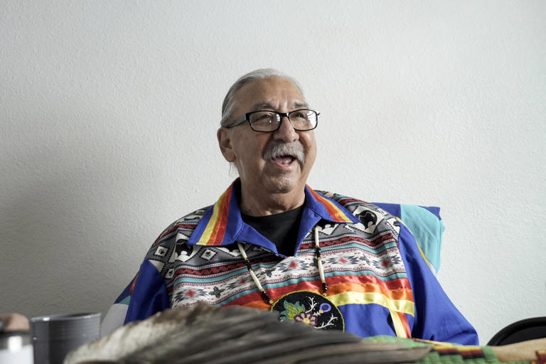Leonard Peltier remains defiant in AP interview, maintaining innocence ...