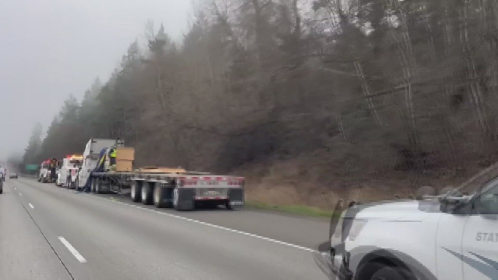 Congestion continues on I-5 north in Kent after semi-truck loses load ...