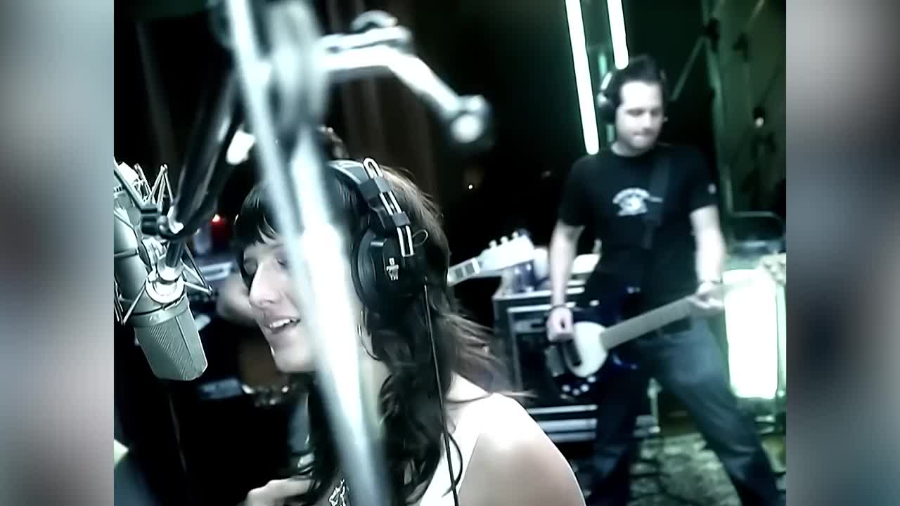 The Worst Performances Musicians Ever Gave On Live TV