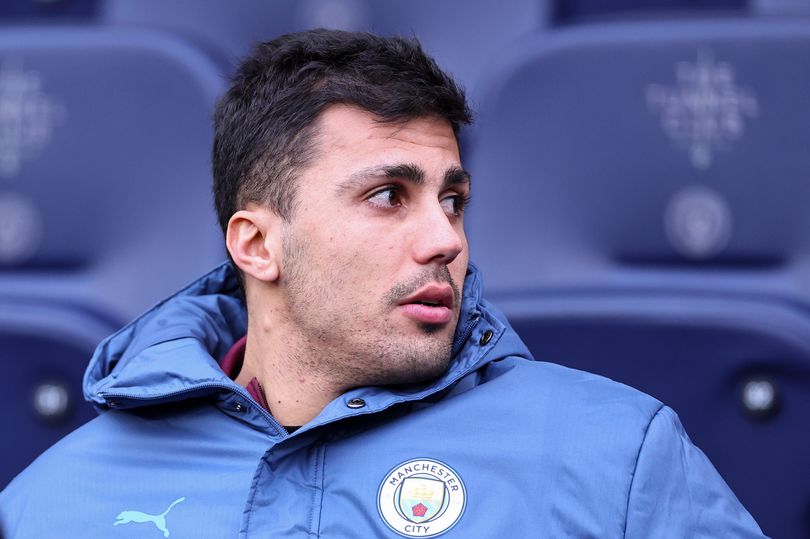 Man City provide huge Rodri injury update as footage emerges