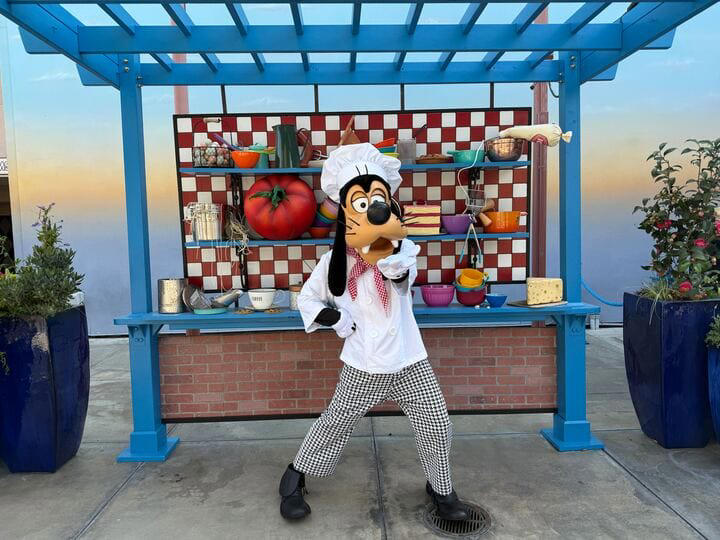 Meet Chef Goofy at Disney California Adventure Food & Wine Festival 2025