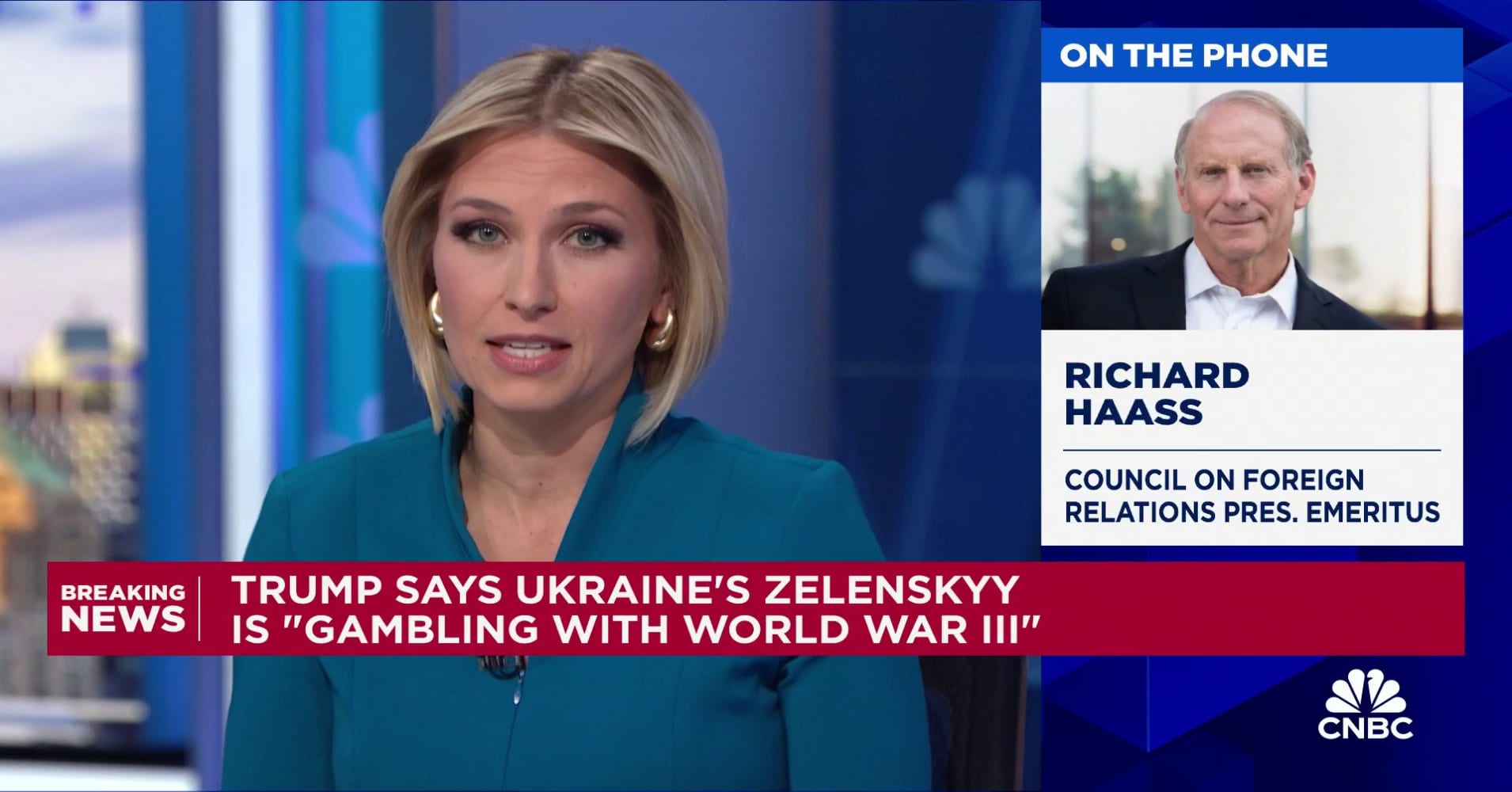 Stocks surge into close, Nasdaq has worst month since April 2024