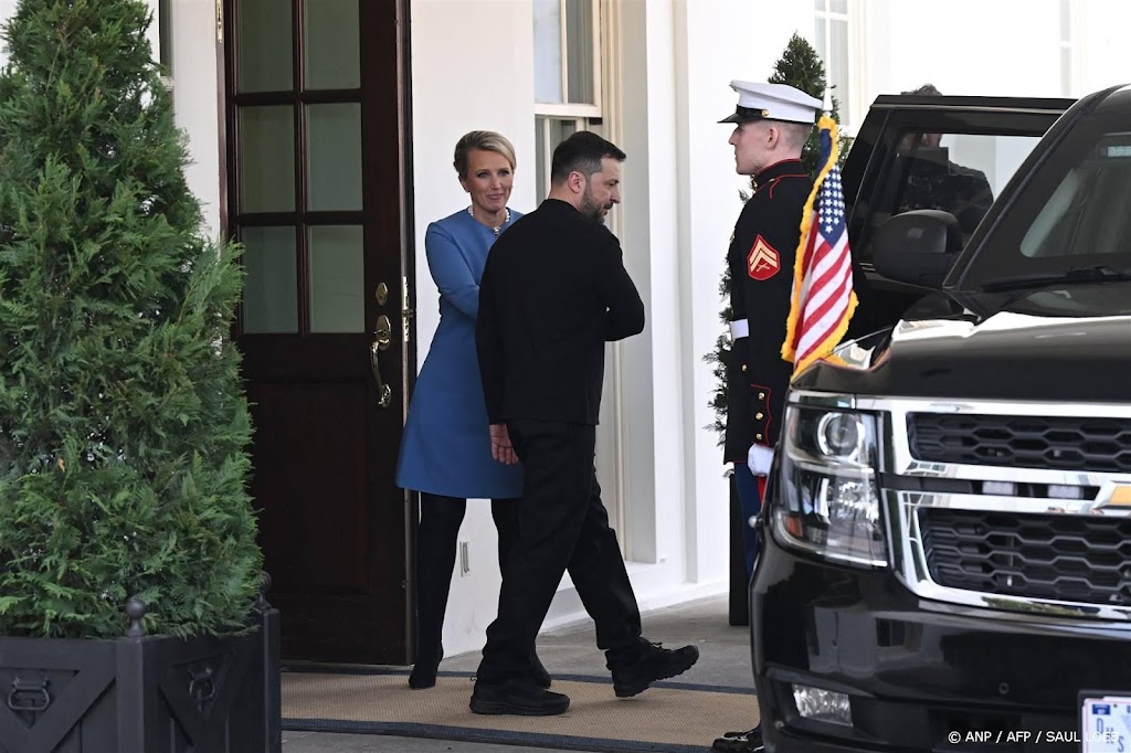 Wall Street sluit zwakke beursmaand februari flink hoger af