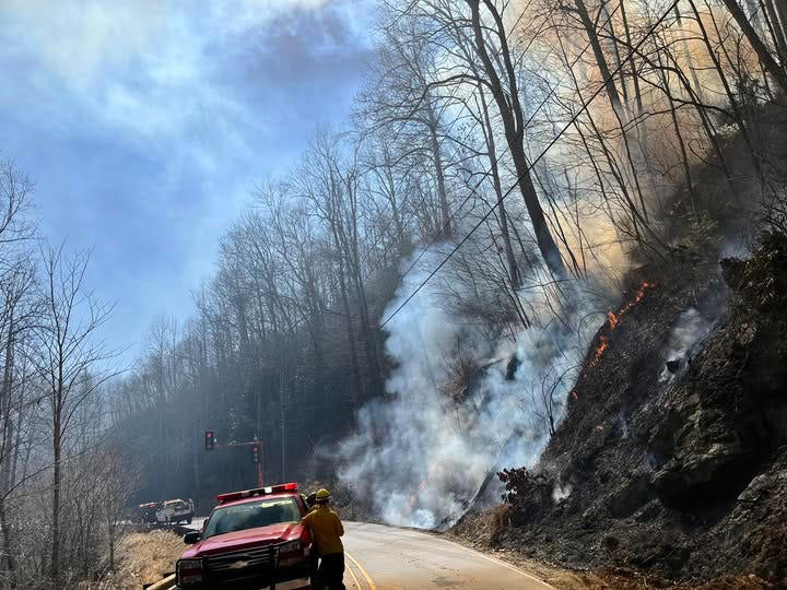 Crews battle wildfire near NC 9 in Buncombe County; burn ban due to ...