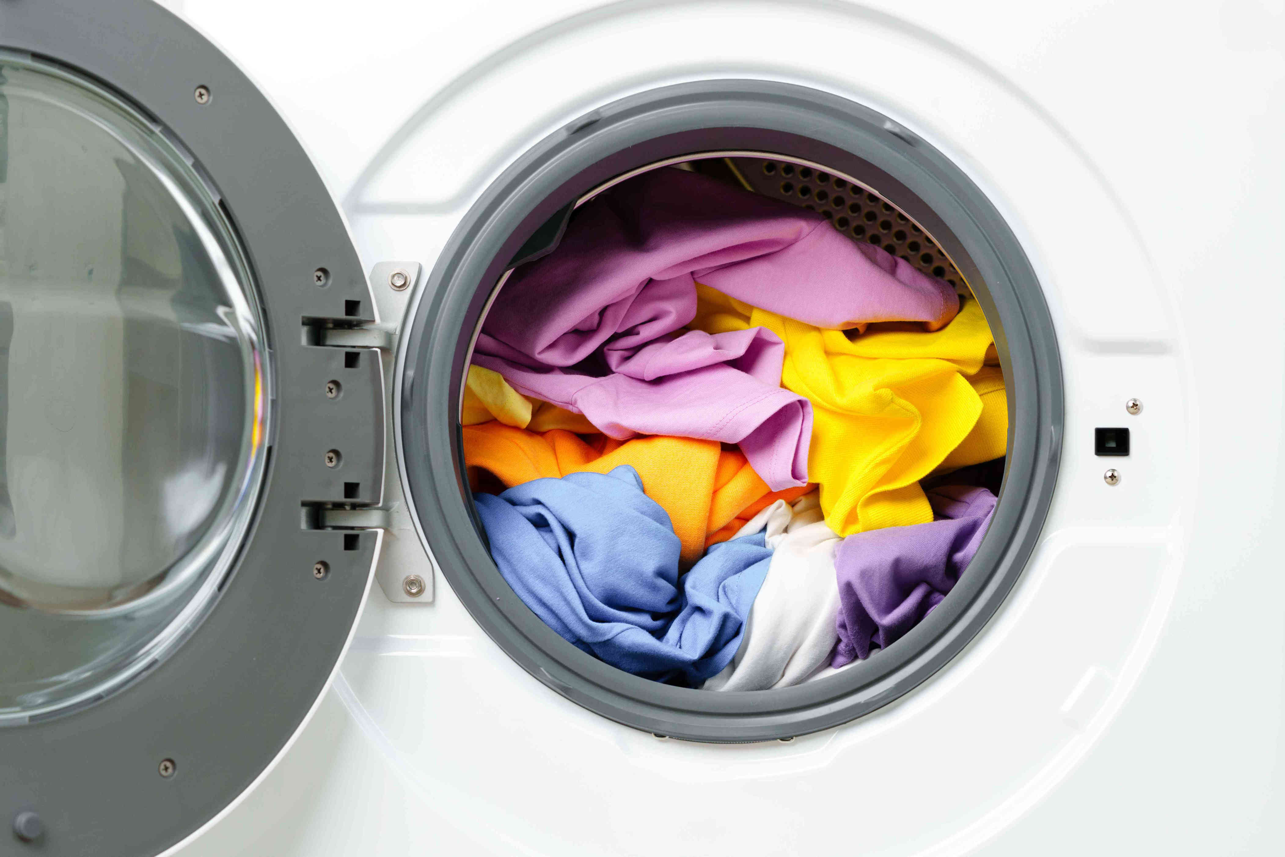 7 Items You Should Never Put in the Washing Machine