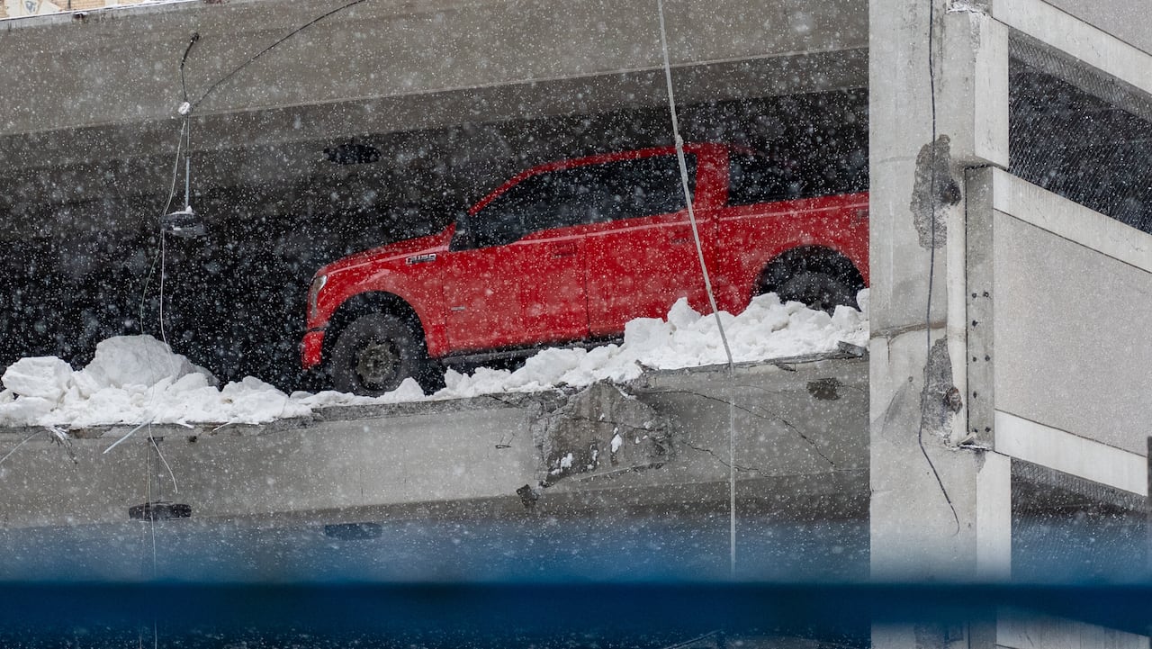 These owners are frustrated their vehicles are still stuck in a ...