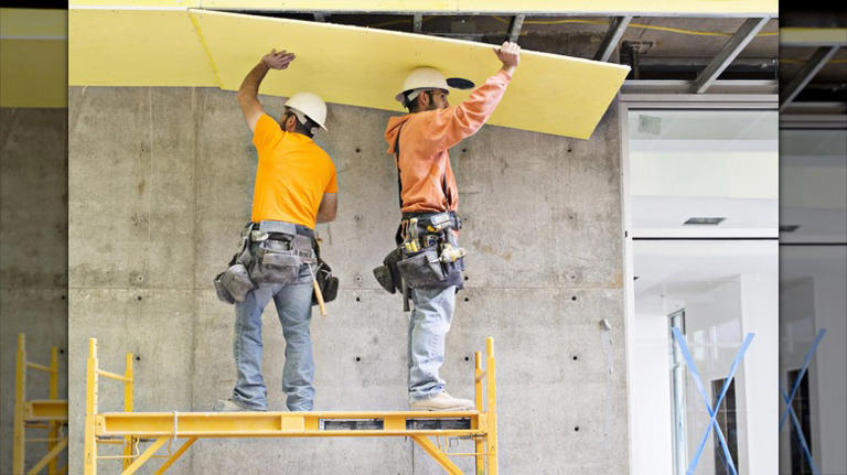 How To Insulate A Finished Garage Ceiling (And Common Mistakes To Avoid)