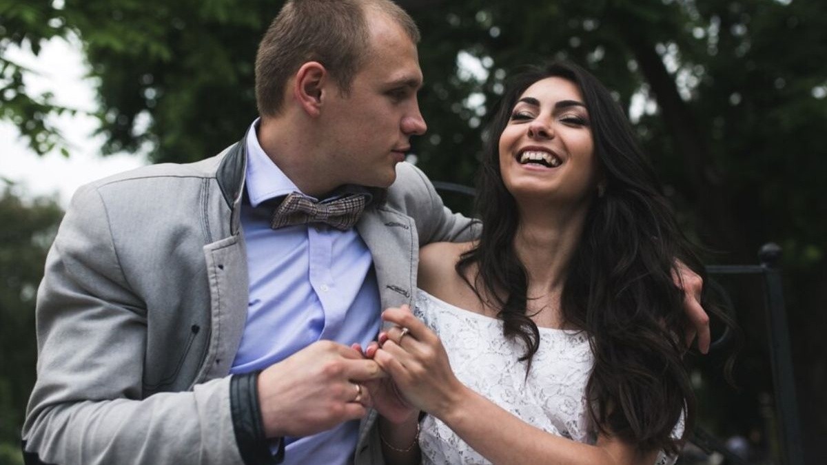 What Does It Mean If My Husband Forgets Our Anniversary?