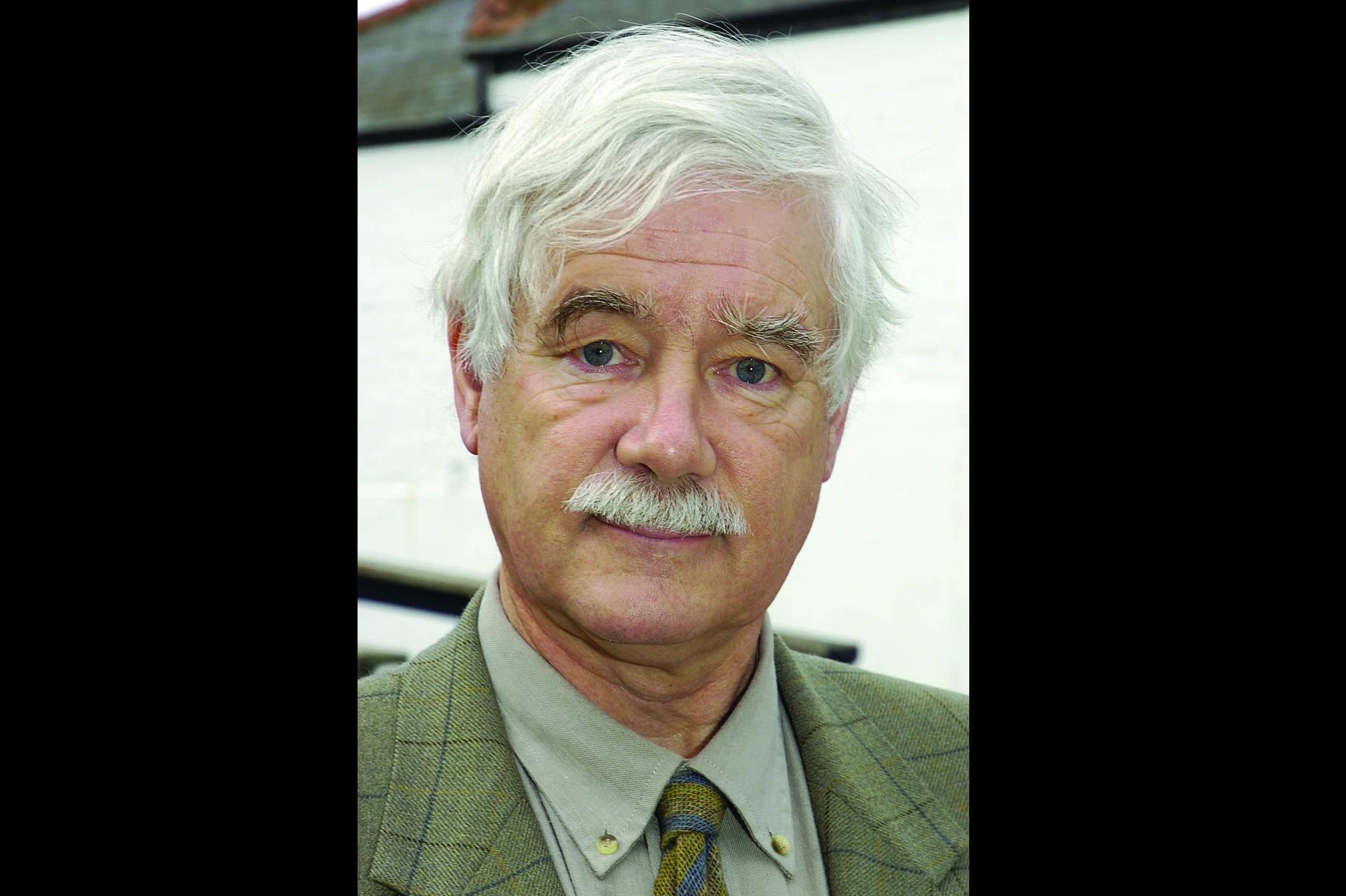 Tribute paid to 'witty', 'entertaining' and 'selfless' former teacher ...