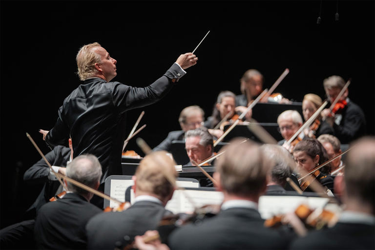 Vienna Philharmonic returns to Berkeley, playing varied Viennese programs