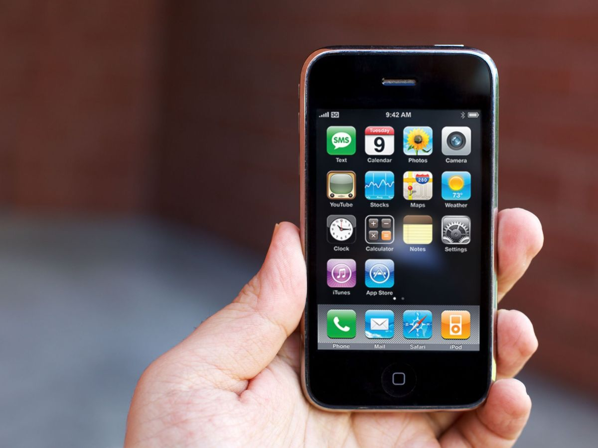 What is the Worst iPhone Ever Made?