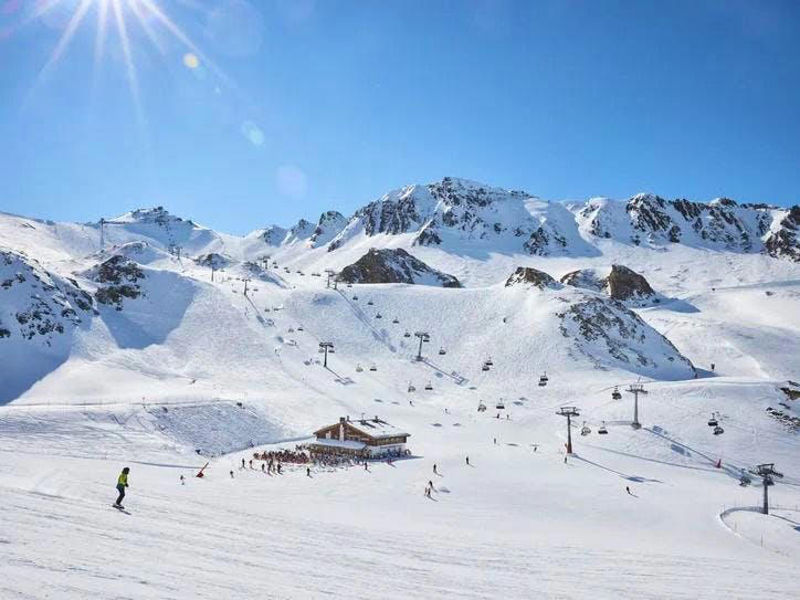 Ischgl im Tirol hat mehr als Après-Ski-Wahnsinn zu bieten