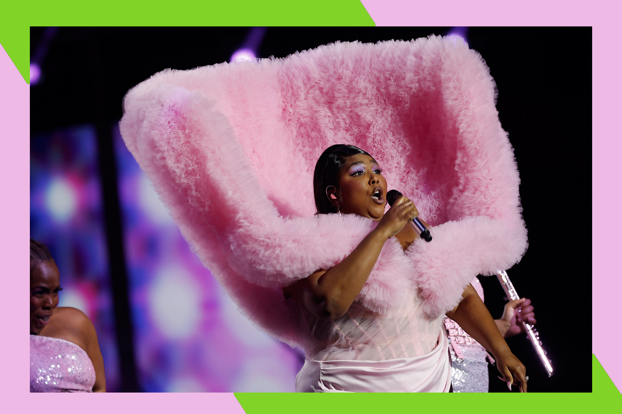 Lizzo announces short tour, NYC show. Get tickets today