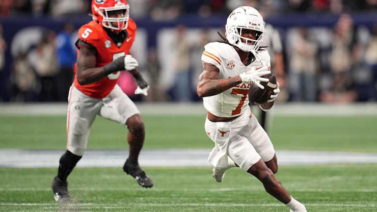 Texas Longhorns WR Isaiah Bond Guarantees He'll Break Xavier Worthy's ...