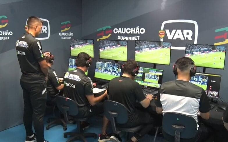Arbitragem gaúcha: “Estamos péssimos. Sentindo a vida invadida"