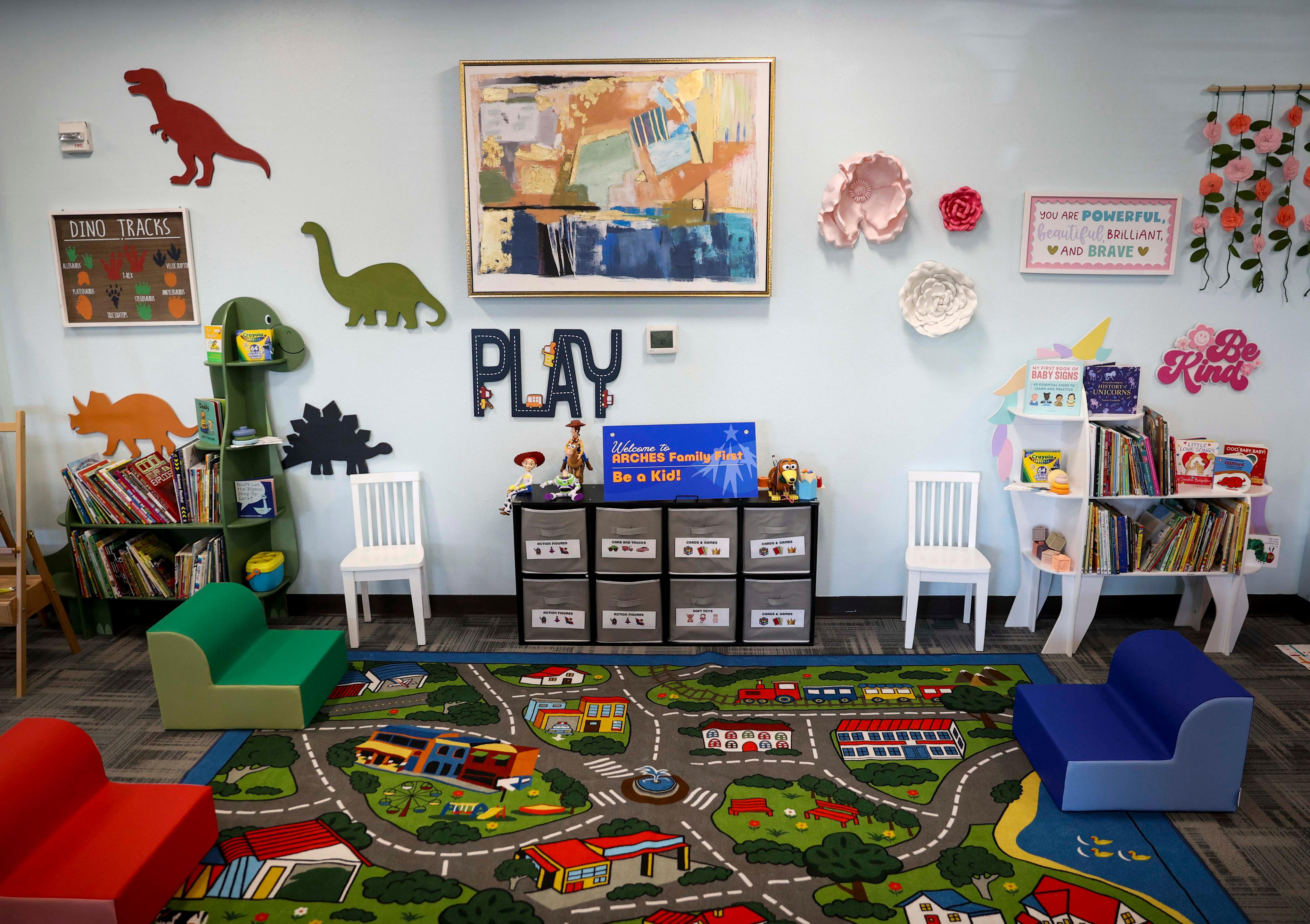 ARCHES Family First Resource Center opens doors in Salem for families ...