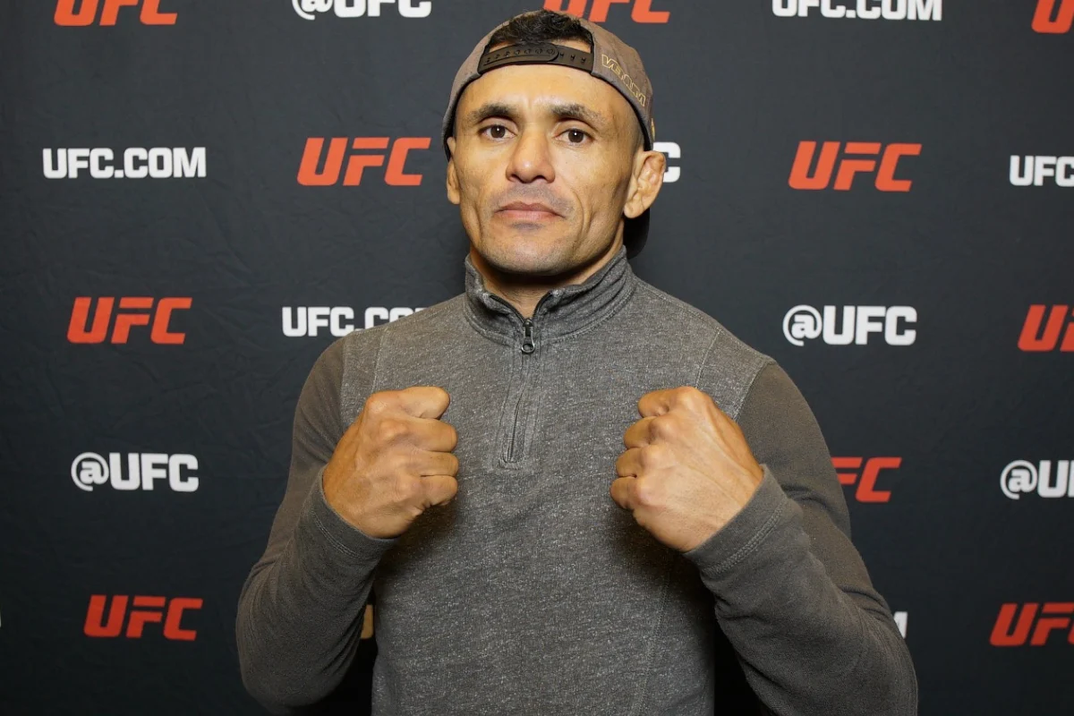 Con estricto recorte de peso, Douglas Silva de Andrade considera subir de categoría