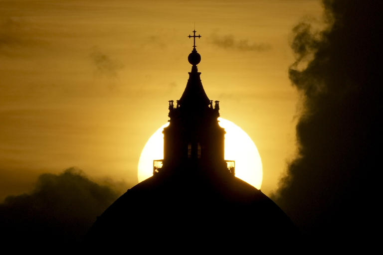 No Purchase Friday: ‘Economic Blackout’ Starts Today Against Stores ...