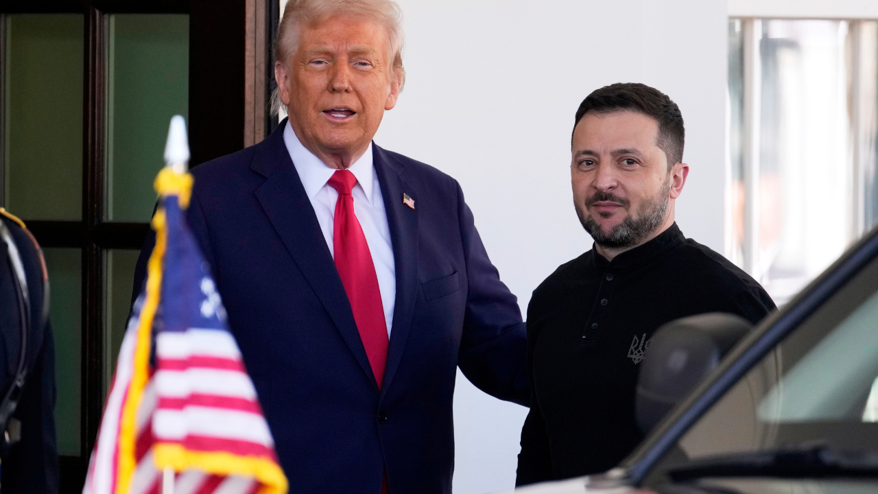 Did Obama Give 'Sheets' To Ukraine? Trump's Comment At Zelenskyy ...