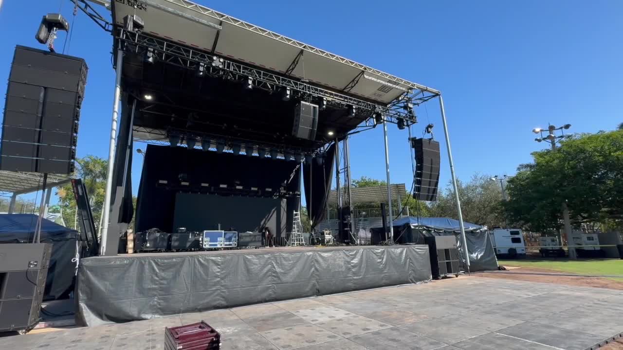 Opera Naples' Festival Under the Stars begins this week