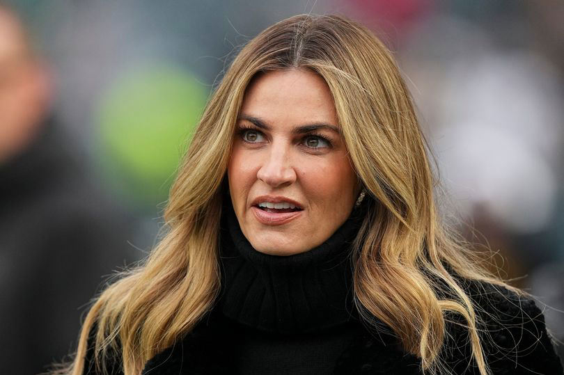 Erin Andrews sends two-word message to Travis Kelce after Chiefs ... Erin Andrews sends two-word message to Travis Kelce after Chiefs ...