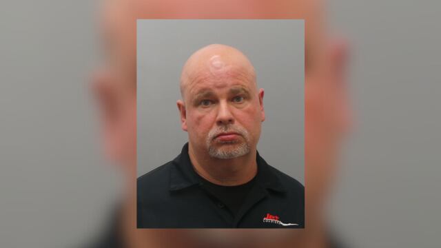 Man sentenced to 3 years in prison in Fenton road rage shooting