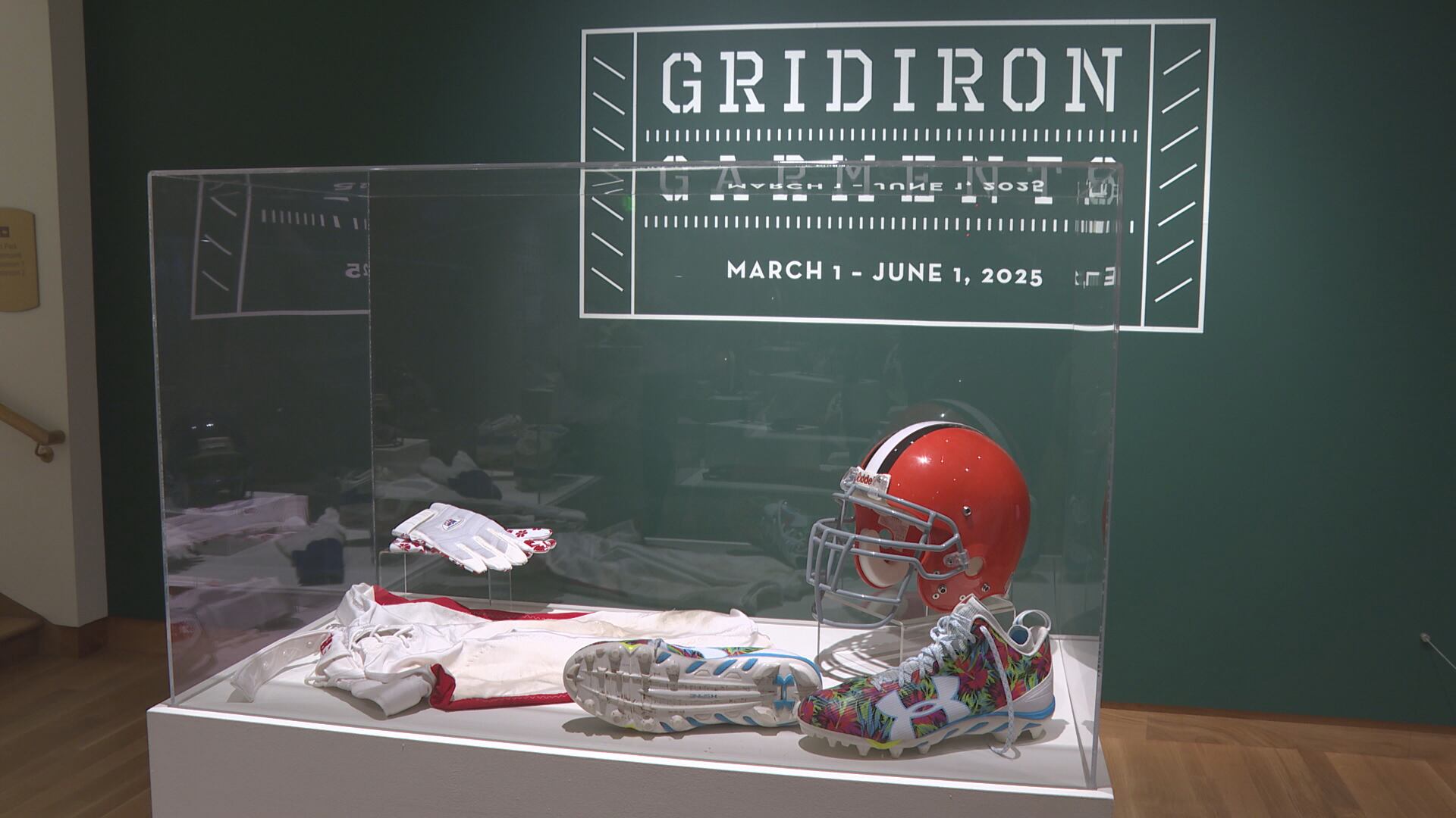 Art museum in Wausau brings art and the NFL together with new exhibit