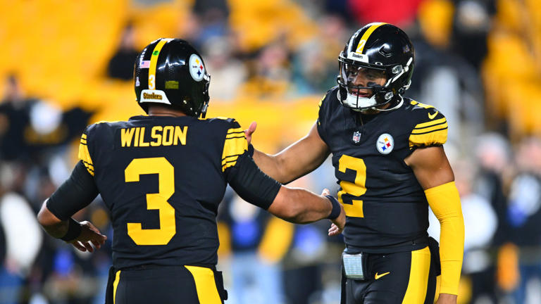 Schefter: Russell Wilson or Justin Fields will be Steelers QB in 2025 Schefter: Russell Wilson or Justin Fields will be Steelers QB in 2025