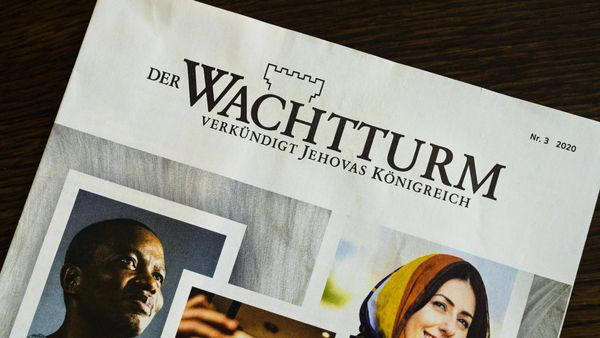 Die Zeugen Jehovas: Was man ihnen vorwirft und was sie entgegnen