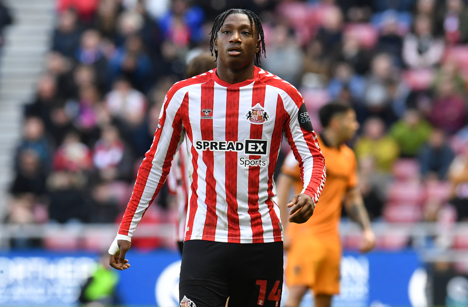 Sunderland star beats Sheffield United ace to Championship Goal of the ...