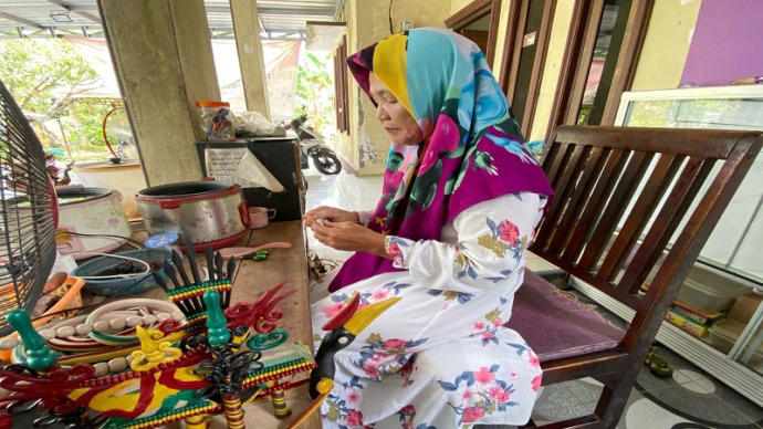 Getah Nyatu! Warisan Budaya Kalteng yang Mendunia, Kini Bahan Baku ...