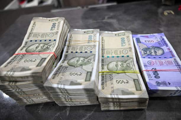 Rs 5 crore credited by mistake? Here's why it's NOT a lucky jackpot ...