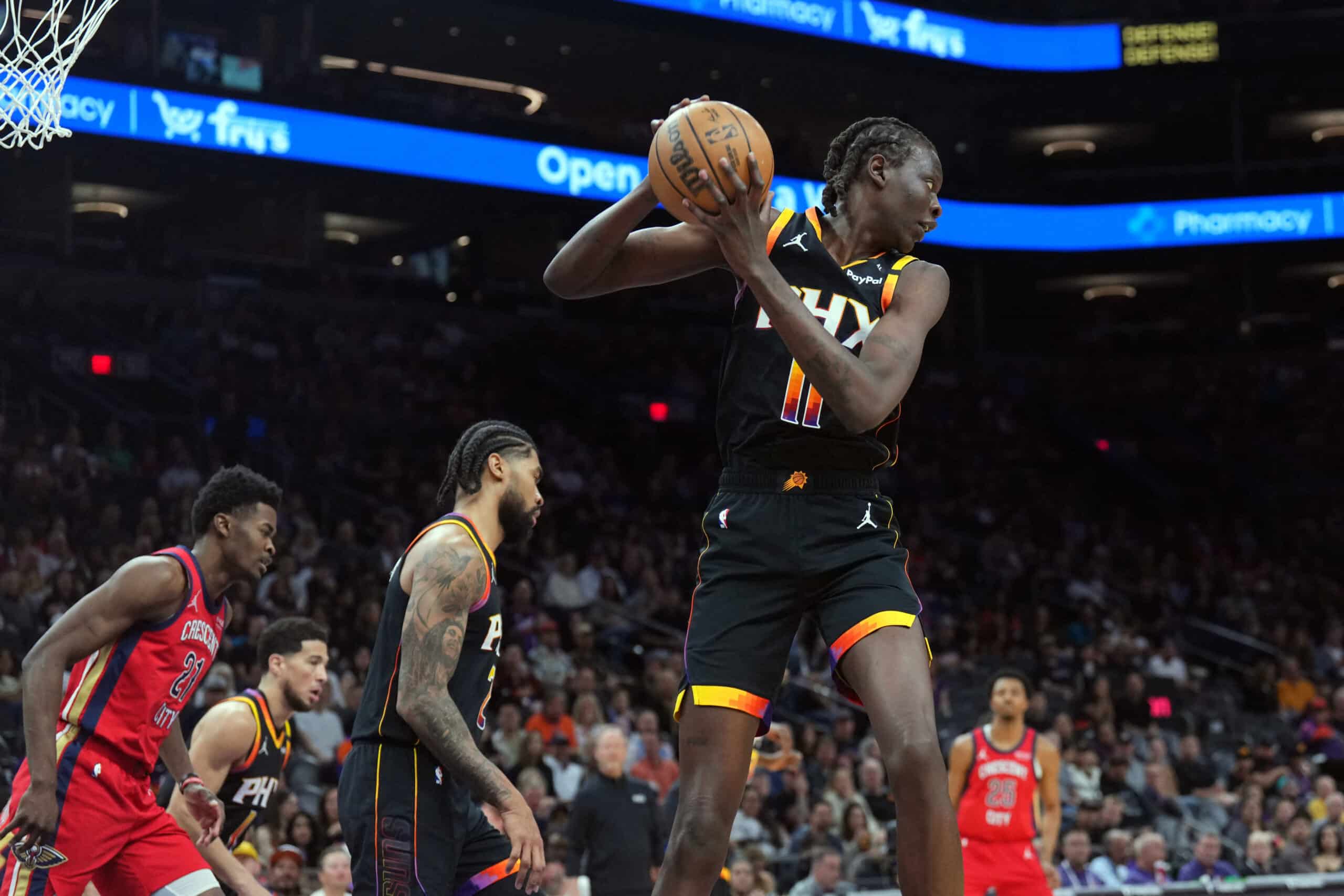 NBA: Suns bounce back to split two-game set vs Pelicans