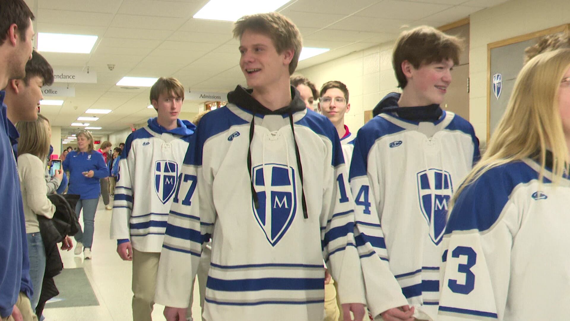 Marian-Riley hockey team gets sendoff ahead of state final
