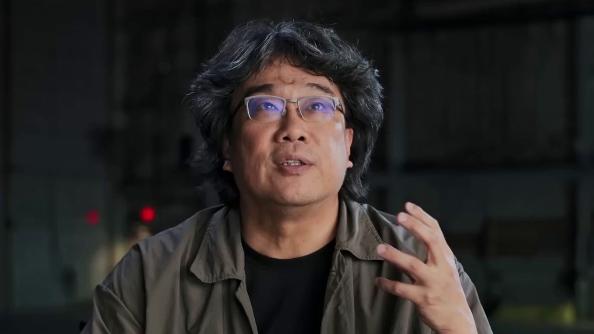 Mickey 17: Tale Of The Mickey's (Featurette)