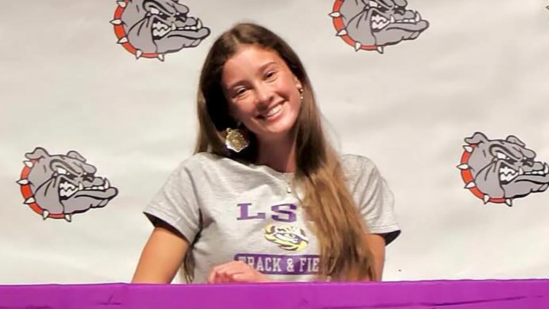 LSU Pole Vaulter Dillon Reidenauer, 18, Dies in Car Accident on Campus