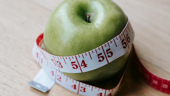 Woman who dropped 9 kilos in 3 months, shares 7 calorie deficit tips ...