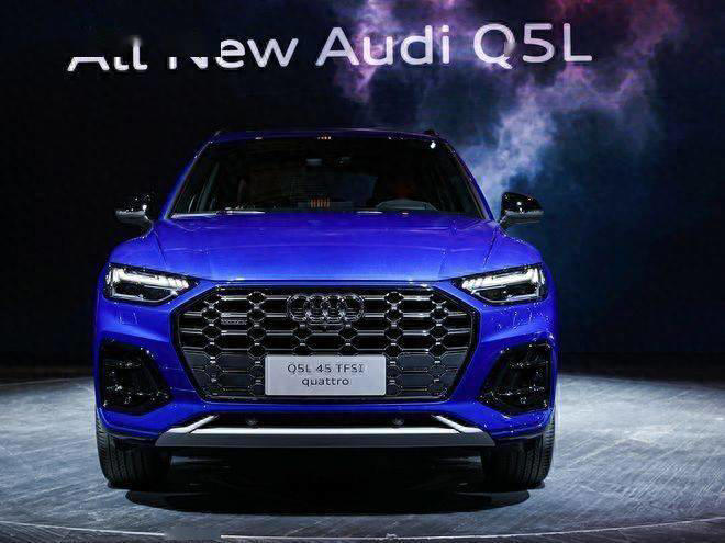 奥迪Q5L 45周年典藏版来袭，34万起售能否挑战宝马X3地位？