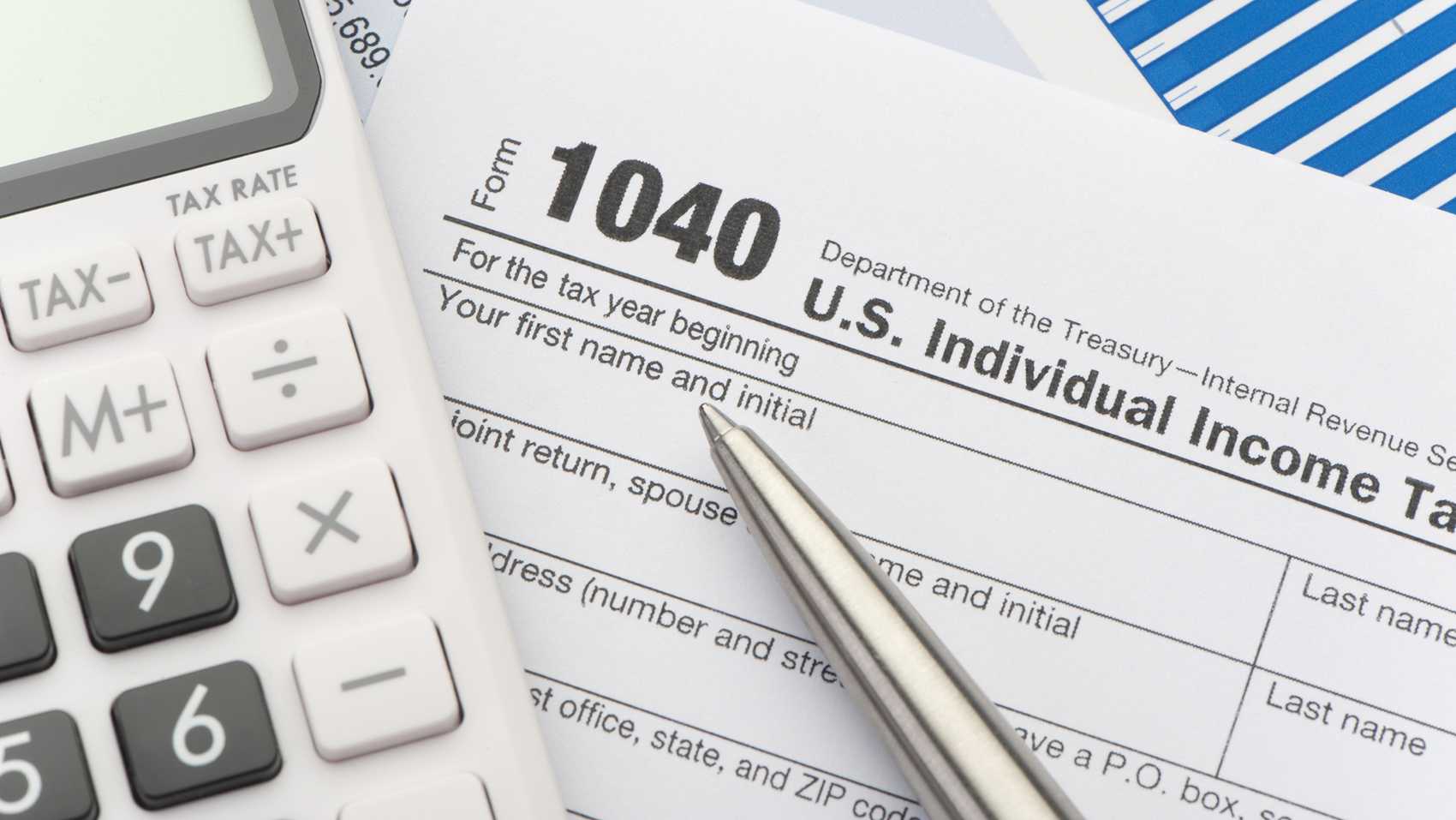 Tax identity theft: Warning signs, what to do if you're a victim