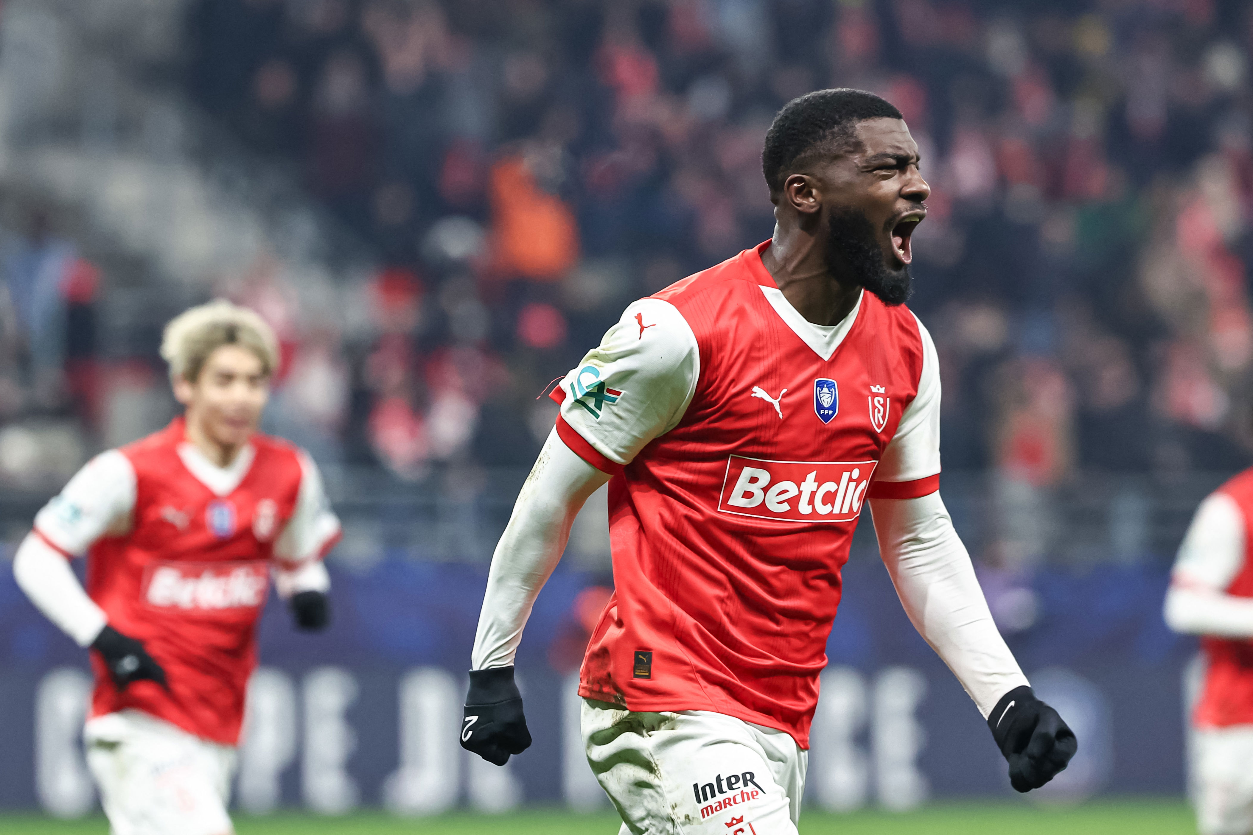 Sunderland eye transfer raid for ex-West Brom star, player increasingly ...