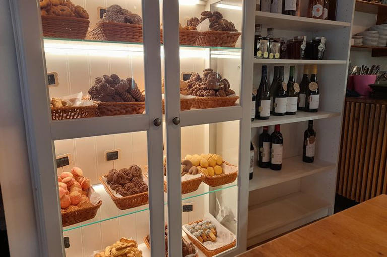 I went to Canterbury’s hidden gem Greek café and felt like I was on holiday