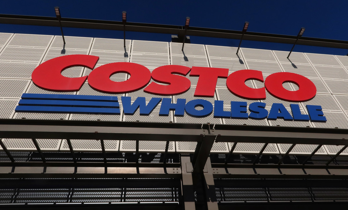 Shoppers Are Racing to Costco for a ‘Stunning’ 1,601-Piece ‘Harry ...
