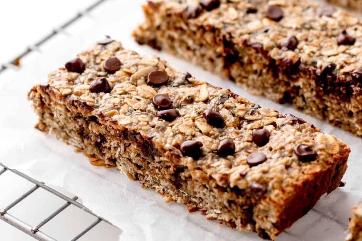 10 DIY Healthy Snack Bar Recipes You Can Meal Prep