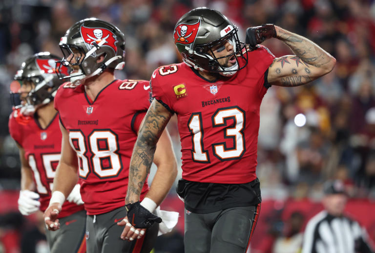 Mike Evans Gives Advice To Potential Bucs Draft Pick