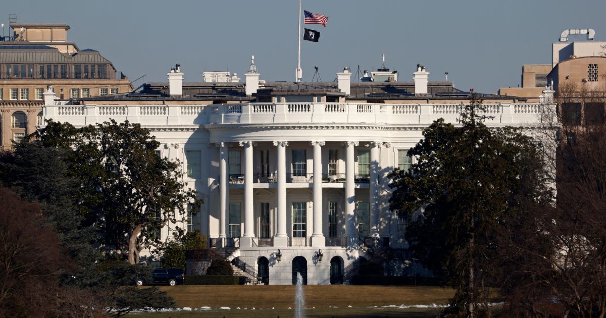 Call from White House to Redraw Canadian Border, Absorb Northern Land ...